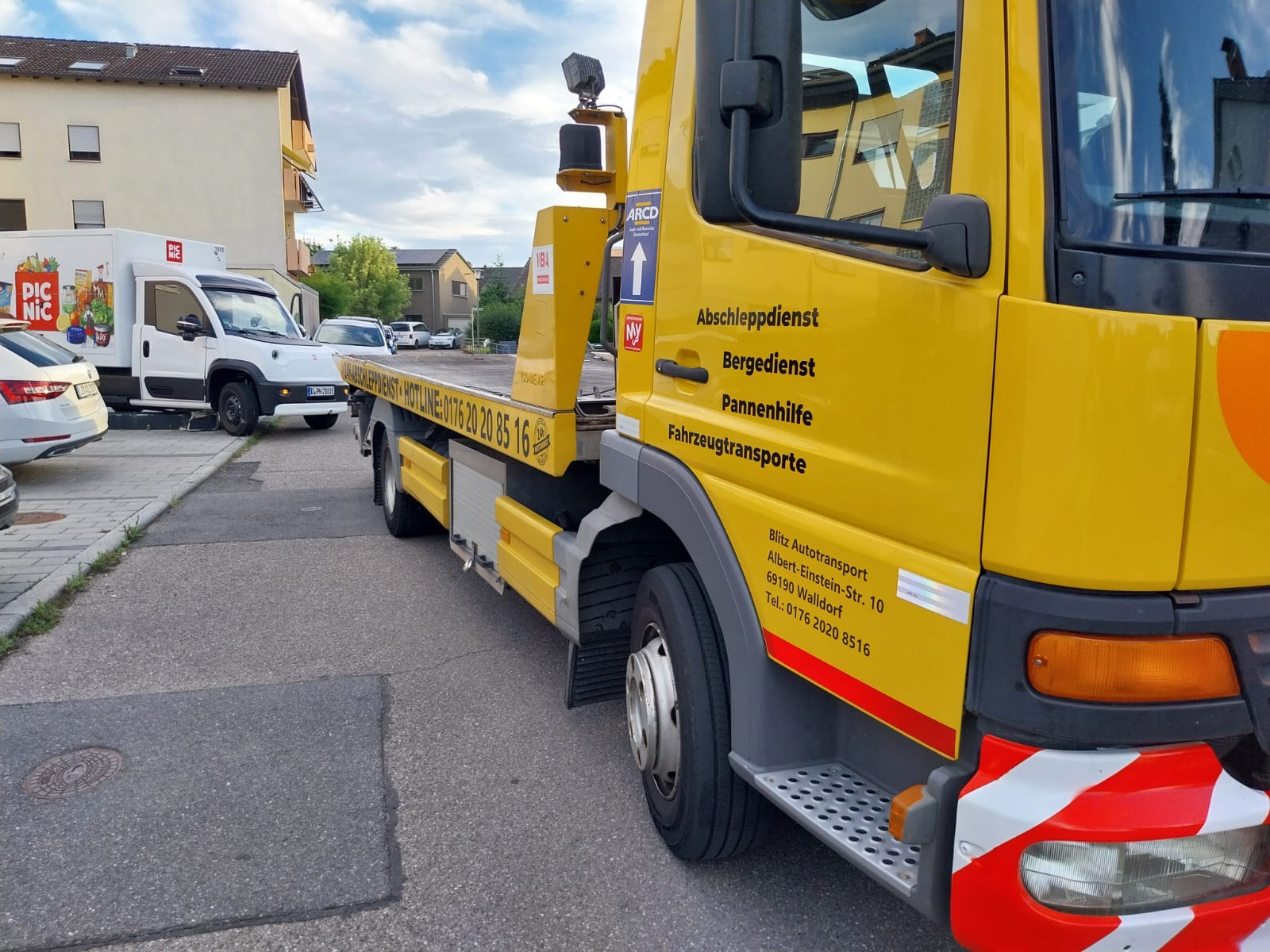 Zuverlässiger Abschleppdienst | 24/7 Pannenhilfe & Fahrzeugbergung